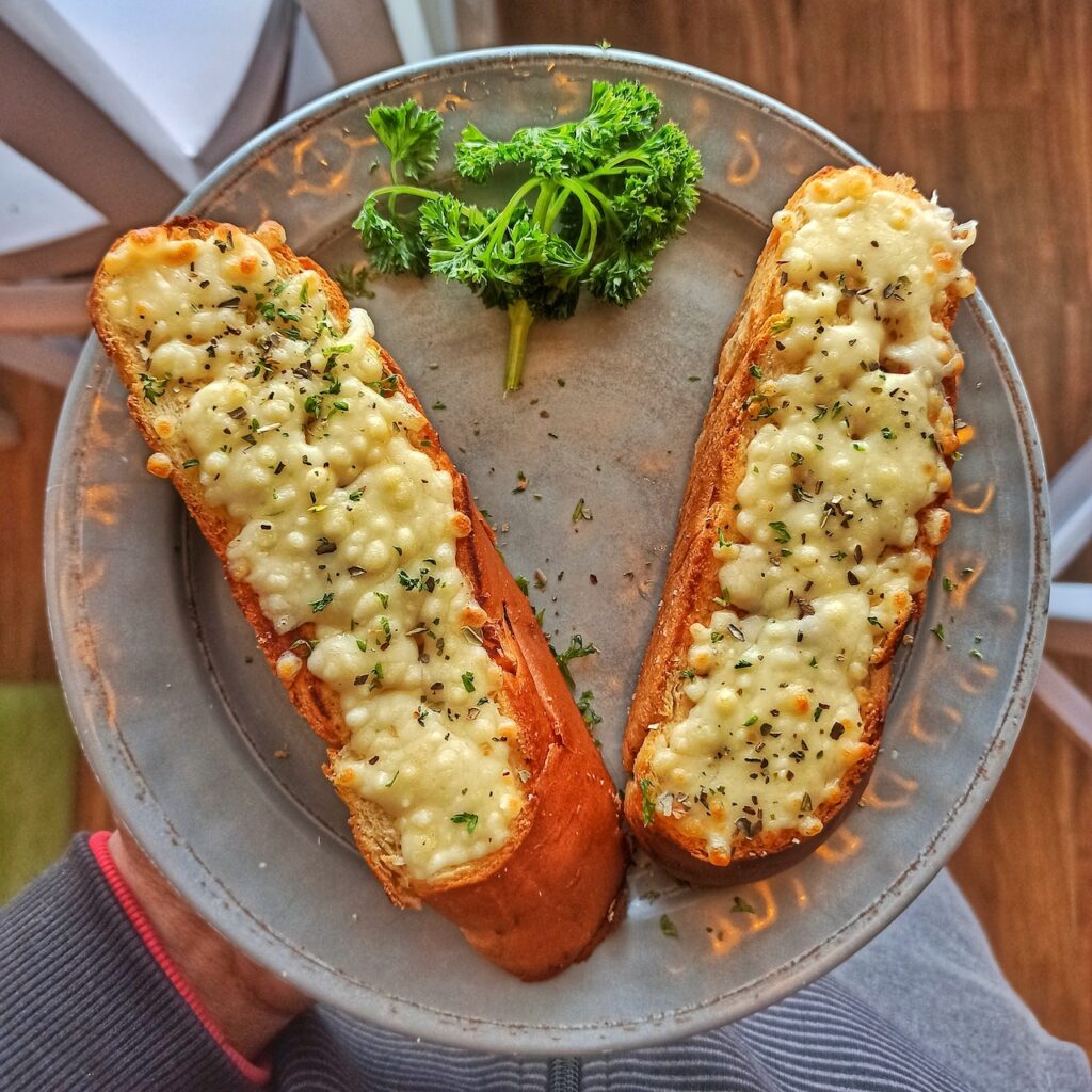 Healthy Garlic Bread | AH7.fit™