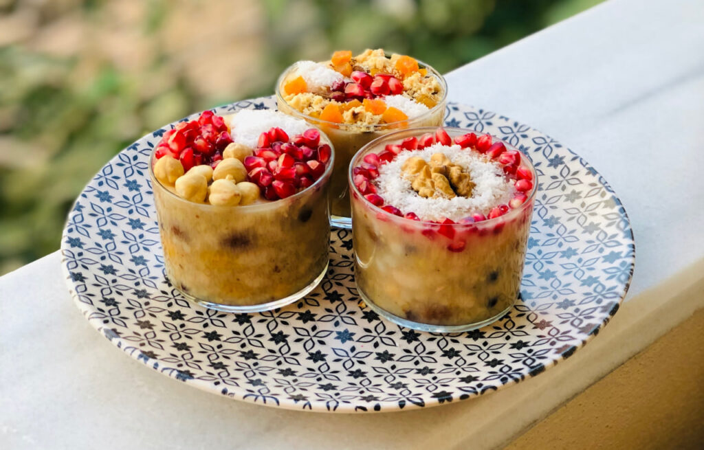 Mango and Pomegranate Acai Bowl | AH7.fit™